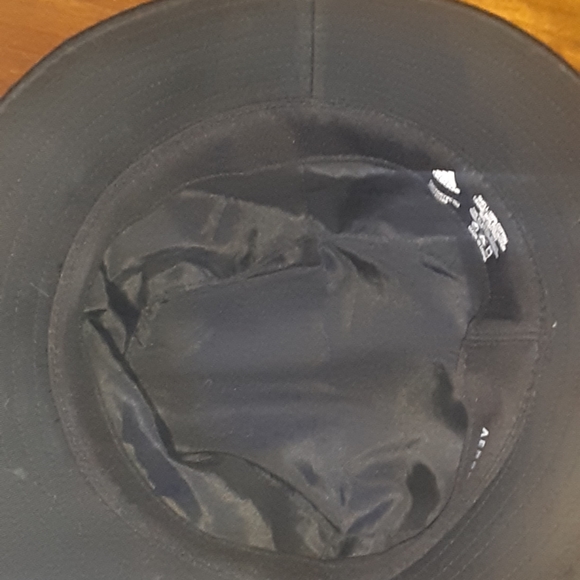adidas | Accessories | Nwt Adidas Bucket Hat Rn9288 Black And White ...